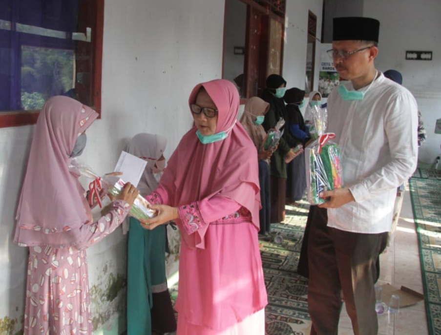 GYS FOUNDATION "PEDULI PENDIDIKAN DI MASA PANDEMI" | Griya Yatim Syariah Mandiri